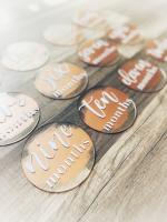 China Acrylic Carved Wooden Milestone Discs Gift Pregnancy Milestone Discs for sale