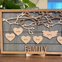 China Family Tree Personalized Christmas Wooden Gift Family Names Gift Hanging Hearts for sale