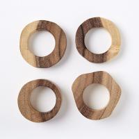 China Vintage Wooden Slice  Napkin Ring for Decoration or Wedding Acacia Napkin ring set of 4 pcs for sale