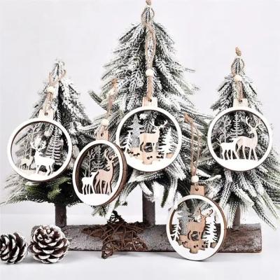 China Wooden decorative pendants for Christmas family atmosphere for sale