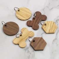 China Natural Wooden Keychain Blanks Unfinished Wood Rounds for Lase Engraving,Christmas Crafts for sale