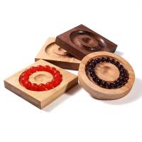 China Customized Wholesale Wooden Holder for Jewelry Bracelet Beautiful Display for sale