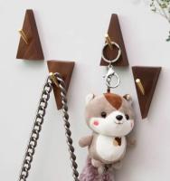 China Custom Wooden Wall Hooks for Bathroom Towel Hanging for sale