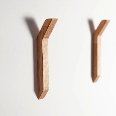 China Custom Wooden Coat Hook Wall Mount for Home Decor for sale
