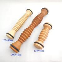 China Body Back Wooden Foot Roller, Foot Massager for Plantar Fasciitis, Stress Relief, Relaxation for sale
