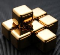 China Whiskey Stainless Steel Stones Gift Set 8 Golden Ice Cubes Reusable Chilling Rocks for sale