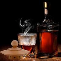 China Old Fashioned Wood Cocktail Smoker Kit with Torch  Wood Chips for Bourbon Whiskey Birthday Whiskey Gift for Men for sale