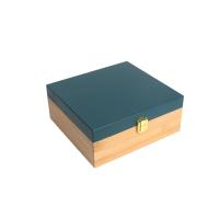 China Old Fashioned Cocktail Smoker Kit and Bamboo  Box  with 4 Flavours of Wood Chips for Whiskey as Perfect Birthday Gift for Men for sale