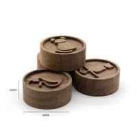 China Natural Wood Diffuser Fragrance Diffuser Vent Clip Car Freshener For Essential Oil for sale