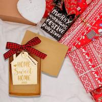 China Creative DIY Wood Crafts Gift For Christmas Wood Tags Embellishments Wedding Event Party House Warming Gifts Home Decoration for sale