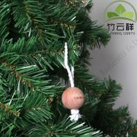 China Solid Wood Christmas Decoration Beads Wall Hanging Eco-friendly for sale