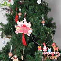 China Solid Wood Christmas Decoration Beads Wall Hanging Eco-friendly for sale