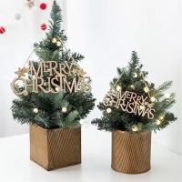China Customized Christmas tree hangings Wooden Christmas decorations Home party hangings for sale