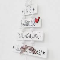 China Wooden Christmas wall-mounted text Christmas decorations decorate window scenes Christmas layout decorative props for sale