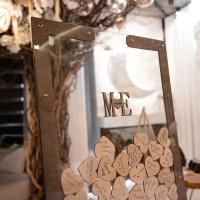 China Wooden Wedding guest book Wedding decoration layout message board for sale