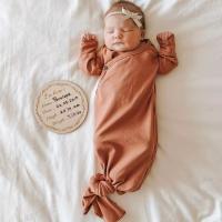 China Wooden baby monthly milestones double sided disc laser engraving for sale