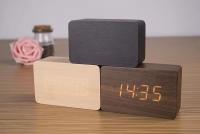 China Custom Modern MDF Wooded LED Alarm Digital Desk Clock Thermometer Classical Smart Clock for sale