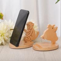 China Custom Assorted Animals Wooden Mobile Phone Holder for Indoor Use to Relieve Fatigue for sale