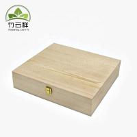 China Simply Pine Wood Aromatherapy Oil Storage Box Mooncake Gift Box With Metal Hinge for sale