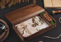 China wooden box  Personalized wedding  box as a gift A box with laser engraving for sale