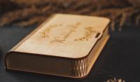 China wooden box  Personalized wedding  box as a gift A box with laser engraving for sale