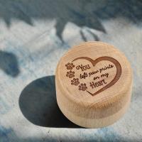 China Dog Memorial Box for Loss Pet Wooden Keepsake Box with Pet Paw Engraving  Hair Case Urn Memorial Gift for sale