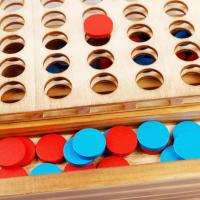 China Newest Customized Classic Wood Dice Game with Numbers & Line Up 4 Game for Kids Family for sale