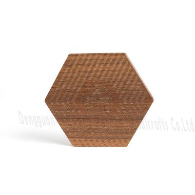 China Cute Rustic Farmhouse Wooden Cup Coaster Cool Bar Drink Coasters with Holder Decorative Modern Coaster for Coffee Table Desk Home Decor for sale