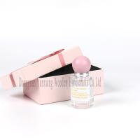 China Custom Wooden Cap and Non Spill Perfume Set Perfect Gift for Any Occasion for sale