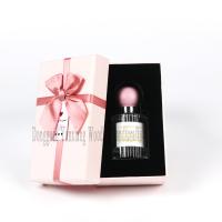 China Custom Wooden Cap and Non Spill Perfume Set Perfect Gift for Any Occasion for sale