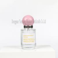 China Custom Wooden Cap and Non Spill Perfume Set Perfect Gift for Any Occasion for sale