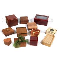 China Custom Engraved Wooden Keepsake Box Personalized Jewelry Organizer for sale