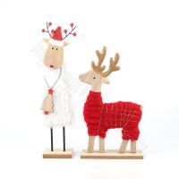 China Handmade Yarn-Wrapped Wooden Christmas Ornaments Tree Reindeer Decor for sale