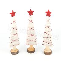 China Handmade Yarn-Wrapped Wooden Christmas Ornaments Tree Reindeer Decor for sale