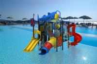 China Custom LLDPE Metal Water Slide 820x450x480cm for Playgrounds | 5-20 Kids Capacity | CE/EN1176 Certified for sale