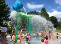 China Outdoor Family Water Splash Zone Big Size Fiberglass Water Tripping Bucket For Fun for sale