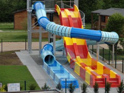China Spiral Enclosed Water Slide with LED Lighting - 6.0m Height Dual Racing Lanes for Commercial Water Parks for sale