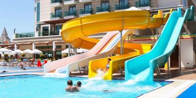 China OEM Outdoor Games Park Water Rides Backyard Slide for Children Play for sale
