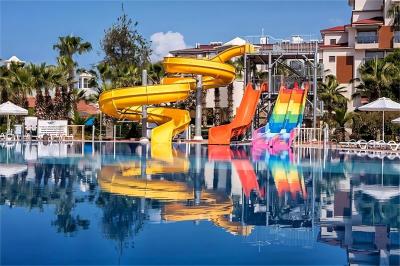 China 1 Person Water Park Slide Fun Swimming Pool Playground Games Rides for sale