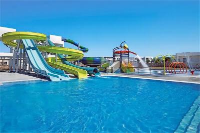 China ODM Water Park Sports Games Equipment Swimming Pool Fiberglass Slide for sale