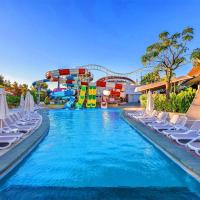 China ODM Guangzhou Amusement Park Summer Play Water Swimming Pool Equipment Slide For Adult for sale