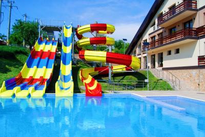 China OEM Commercial Water Amusement Park Ride Fiberglass Tube Spiral Slide Set For Sale for sale