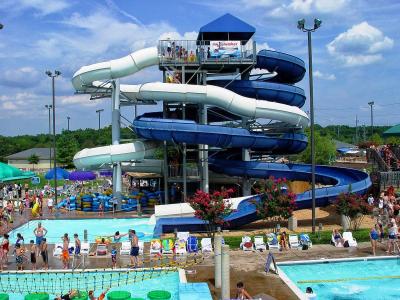 China Outdoor Water Amusement Park Playground Swimming Pool Equipment Spiral Slide Set for sale