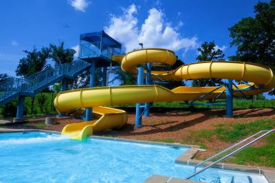 China Outdoor Amusement Park Kids Swimming Pool Spiral Fiberglass Water Slide for sale