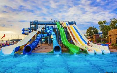 China OEM Aqua Park Water Children Games Sports Rides Amusement Spiral Pool Slides for sale