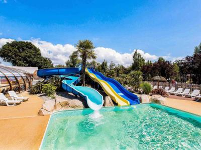 China Outdoor Commercial Swimming Pool Aqua Games Most Popular Water Play Equipment Slide for sale