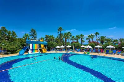 China Outdoor City Water Park Play Equipment Swimming Pool Fiberglass Slide For Children for sale