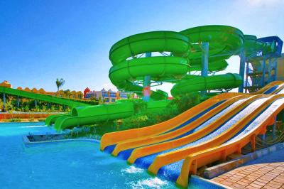 China Water Game Park Popular Aqua Spray Carnival Spiral Tube Fiberglass Water Slide For Children for sale