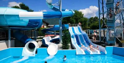 China Hot Dipped Galvanized Steel Fiberglass Water Slide For Aqua Park for sale