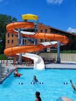 China Commercial Water Park Water Entertainment Game Orange Spiral Single Slide For Adult for sale